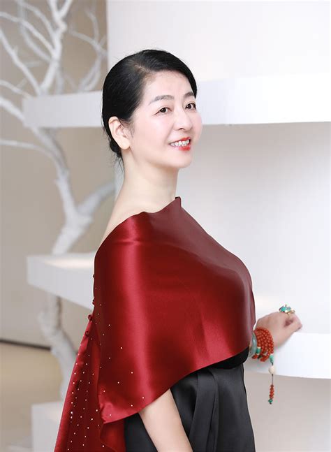 常务副会长 王虹 班子成员 图片新闻 成都女企业家商会