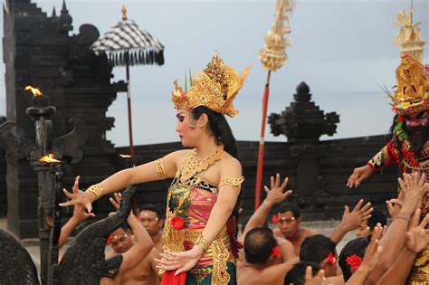100000 Free Indonesia Girl And Indonesia Images Pixabay
