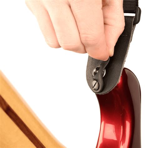 Best Strap Locks For Les Paul [expert Top 3 Picks]