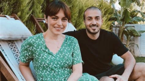 Ezgi Mola N N E I Kim Ne Zaman Evlendi Ezgi Mola Kiminle Evlendi Ezgi Mola E I Murat