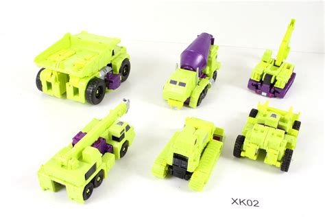 Complete Transformers® Generations Combiner Wars Combiners T Set Only Constructicon