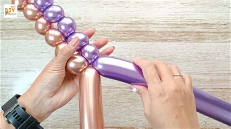 Basic Balloon Twist Youtube