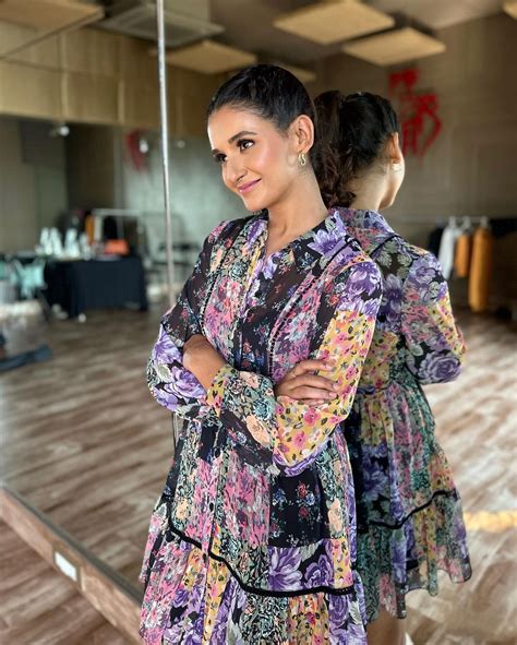 Shakti Mohan Bio Age Height Wiki Instagram Biography