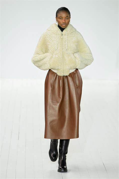 Chloé Rtw Fall 2023 [photos]