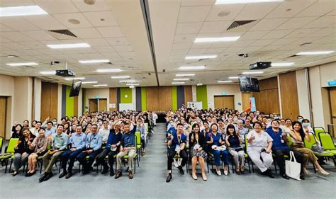 Wee Hoe Gan On Linkedin Singhealth Community Hospitals Held Our 2024 New Year Townhall Session…