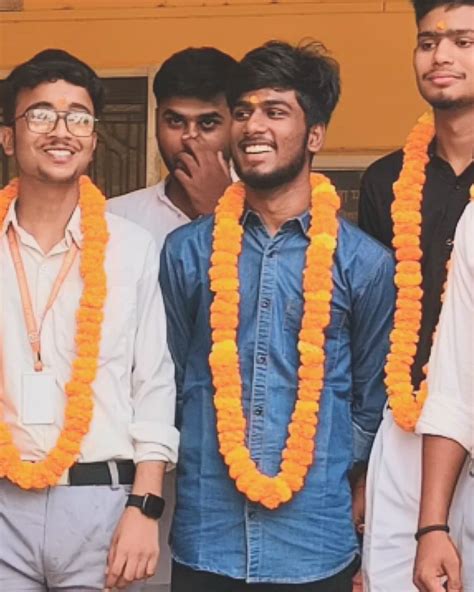 Krishu Singh Krishu Singh 337 • Instagram Photos And Videos