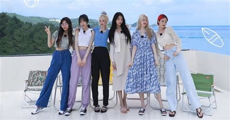 여자친구 Gfriends Memoria 양양 갯마을 해변 편 포스터 공개