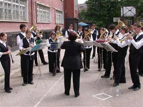 ПЪРВА ЧАСТНА АНГЛИЙСКА ГИМНАЗИЯ УИЛЯМ ШЕКСПИР Град София