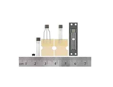 SS461A Honeywell Honeywell Through Hole Hall Effect Sensor TO 92 3 Pin 236 2752 RS