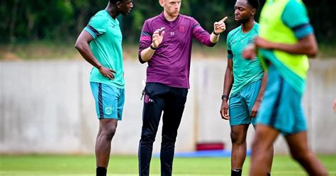 Sil Avait Déjà Tout Il Serait Au Bayern Olivier Renard Tempère Lenthousiasme Autour Dun