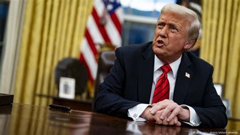 Donald Trump Chaos Strategy With Historical Precedents Dw 02 12 2025