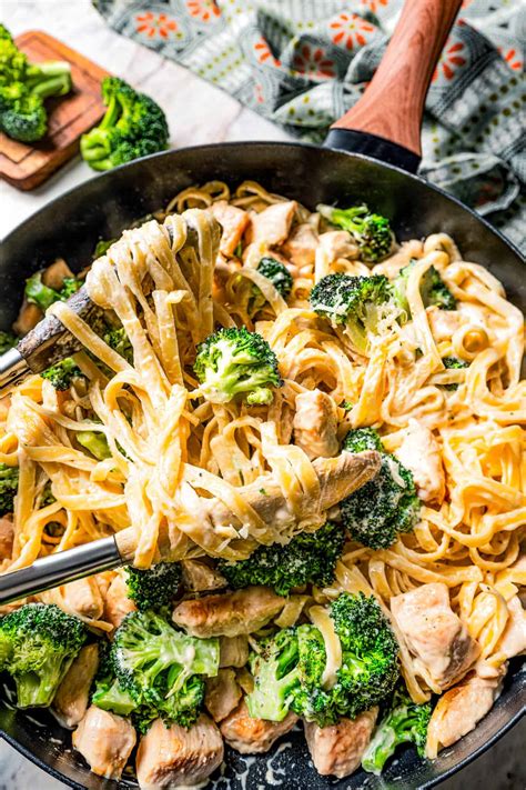 Chicken Fettuccine Alfredo With Broccoli All