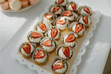 Noelle And Austin Nearlywed Magazine