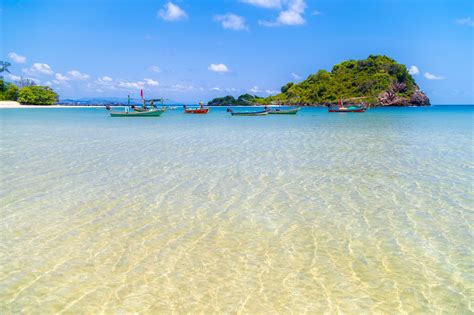 พรรคเพื่อไทย ประจวบคีรีขันธ์ Facebook