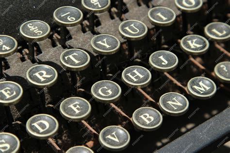 Free Photo Closeup Shot Of A Vintage Typewriter Keys