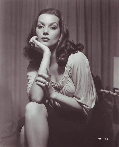 35 Gorgeous Photos Of American Actress Hazel Brooks In The 1940s
