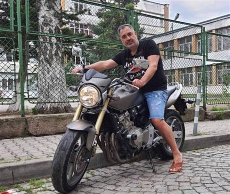 Цветанка Ризова най сетне показа впечатляващия мъж до себе си Снимки За Жената