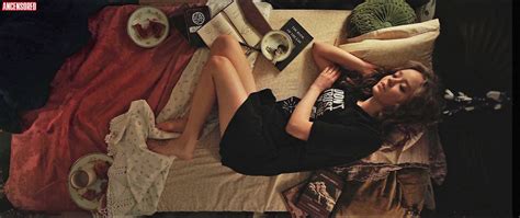 Madeleine Arthur Desnuda En Color Out Of Space