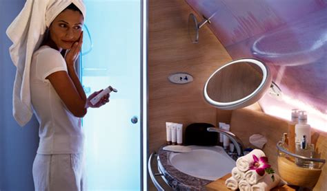 Emirates A Luxury Hotel Up In The Air Indonesian Passions For Luxury