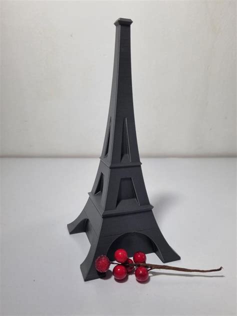 Ваза ейфелева вежа — ціна 199 грн у каталозі Вази Купити товари для дому та побуту за доступною