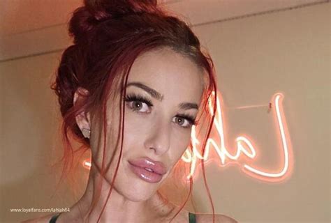 Confused Stepson Giving Stepmom A Special Note Lahlah84 Official