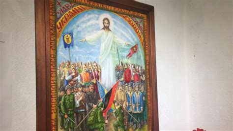 Картини присвячені кожній області у Луцьку капелан представив художню виставку Волиньpost