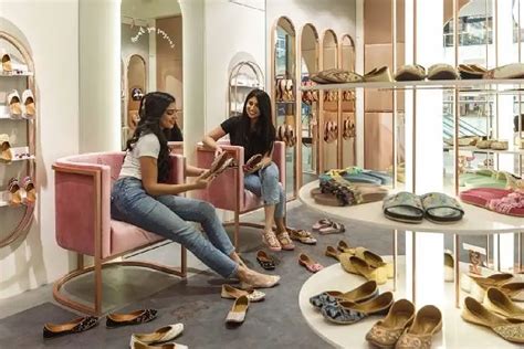 Unveiling The Trendiest Fizzy Goblet Store Items