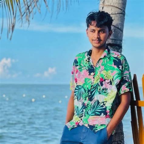 Aashik Mohammed Mraashmhd • Threads Say More