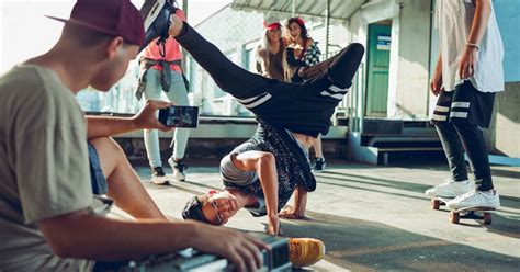 Now Casting Earn 3500 For A Short Dance Film Backstage