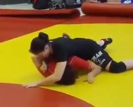 Chickenwing Submission Finishes Catch Wrestling U