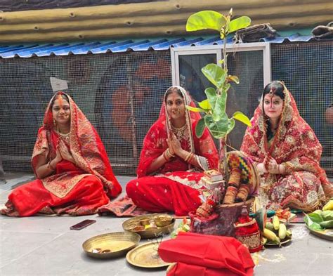 Vat Savitri Vrat 2021 अखंड सुहाग की कामना संग वट सावित्री की पूजा ये