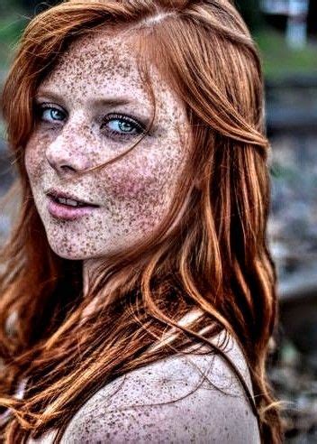 Pin By Puma Gold On Pecosas Beautiful Freckles Redheads Freckles