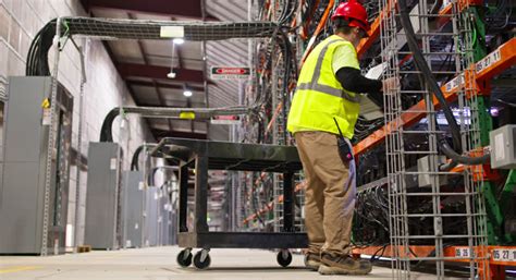 37 Massive Server Room Stock Videos Footage And 4k Video Clips Getty Images