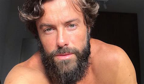 Ator Kayky Brito Apresenta “sinais De Melhora Evolutiva” Afirma Boletim Médico Blog Do Valente