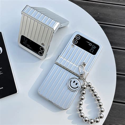 캐리어실버 스트랩케이스 제트플립 플립3 4 Z플립케이스 힌지커버 갤럭시 폰케이스 에이블리