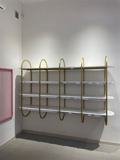 Підвісний стелаж Торгові меблі Торгова вітрина Стелаж в магазин 13 000 грн Торгово