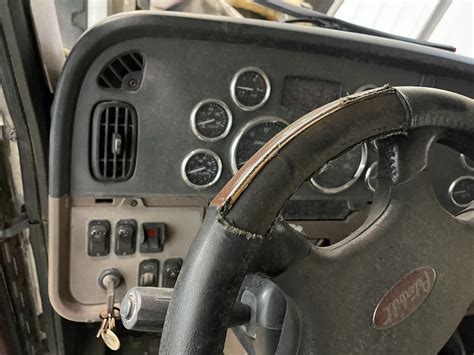 Peterbilt 389 Dash Assembly For Sale