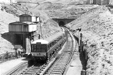 The Transport Library British Railways Diesel Multiple Unit Class Br Dmu Grcandw Railbus At