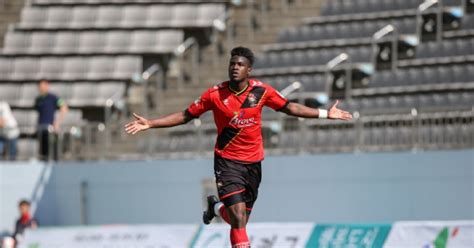 K리그 핫보이 말컹 멀티골 챌린지 득점 단독 선두