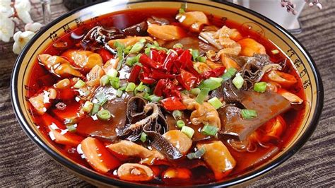 大家好今天我为大家准备了一道香辣可口的川菜毛血旺 哔哩哔哩