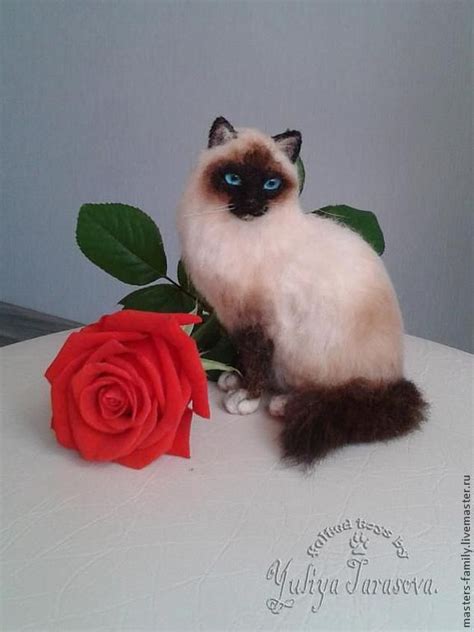 Купить Кошечка валяная Рэгдолл миниатюра Сухое валяние кот кошка подарок войлок кошечка