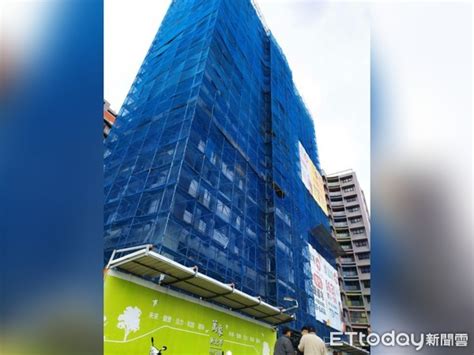 快訊／淡海新市鎮大樓工人疑踩空 同事目睹8樓摔至b3慘死 Ettoday社會新聞 Ettoday新聞雲