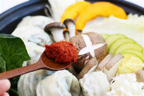 왕만두 전골 밀키트 비움반찬