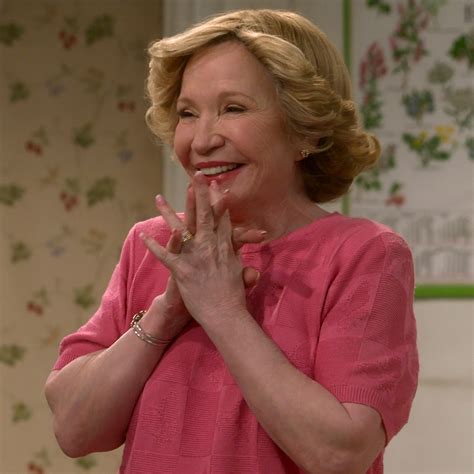 That ‘90s Show Clip Kitty And Red Reunite With An Old Friend The Spotted Cat Magazine