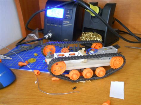 Fpv Virtual Reality Arduino Controlled Tracked Robot 17 Steps With Pictures Instructables