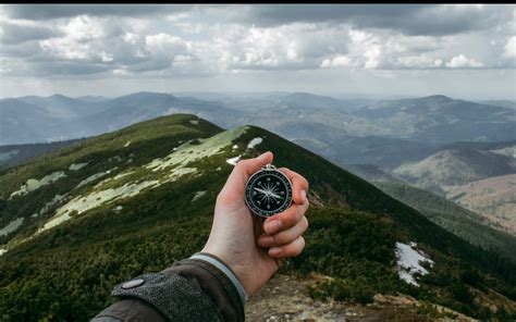 Efficient Knowledge Graph Navigation