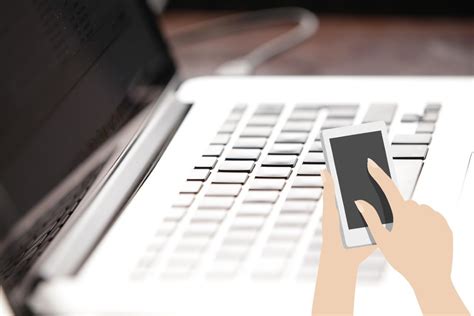 如何通过手机轻松管理 Windows 11