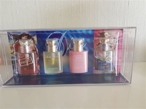 Christian Dior Parfym Lily Dior ᐈ Köp på Tradera