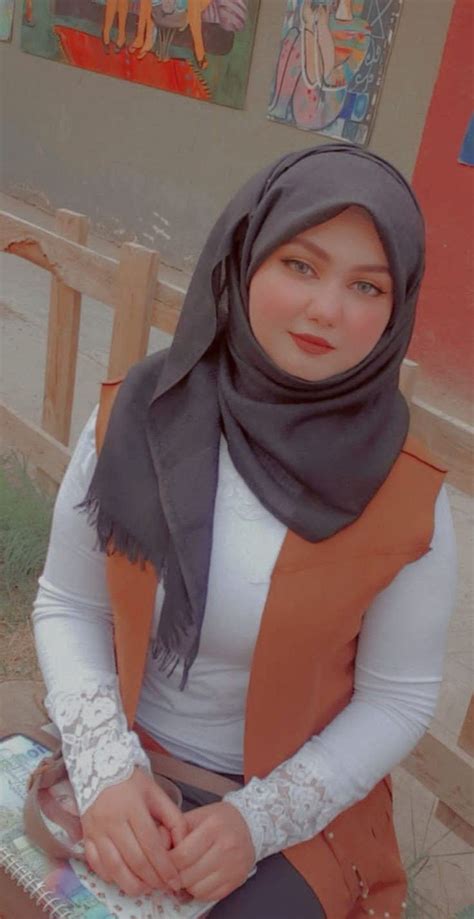 Pin By Mahmud Kira On اندو Fashion Beautiful Muslim Women Hijab Fashion