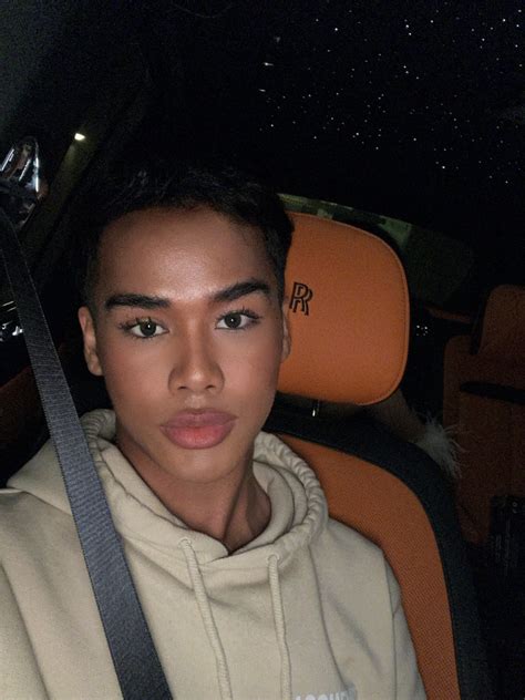 Versatile Thai Twink Thai Male Escort In Dubai